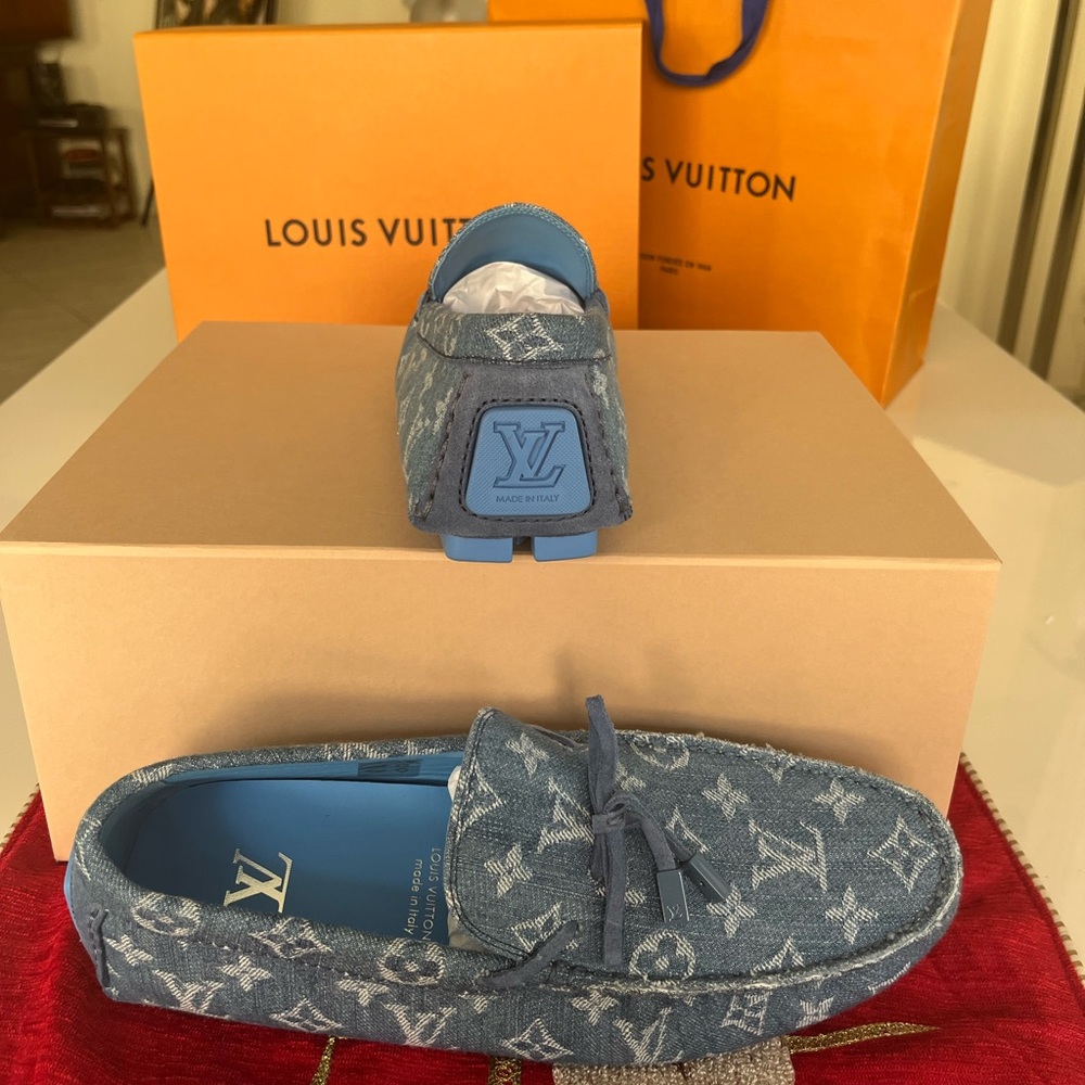 Louis Vuitton Mens Monogram Shoes - Gem